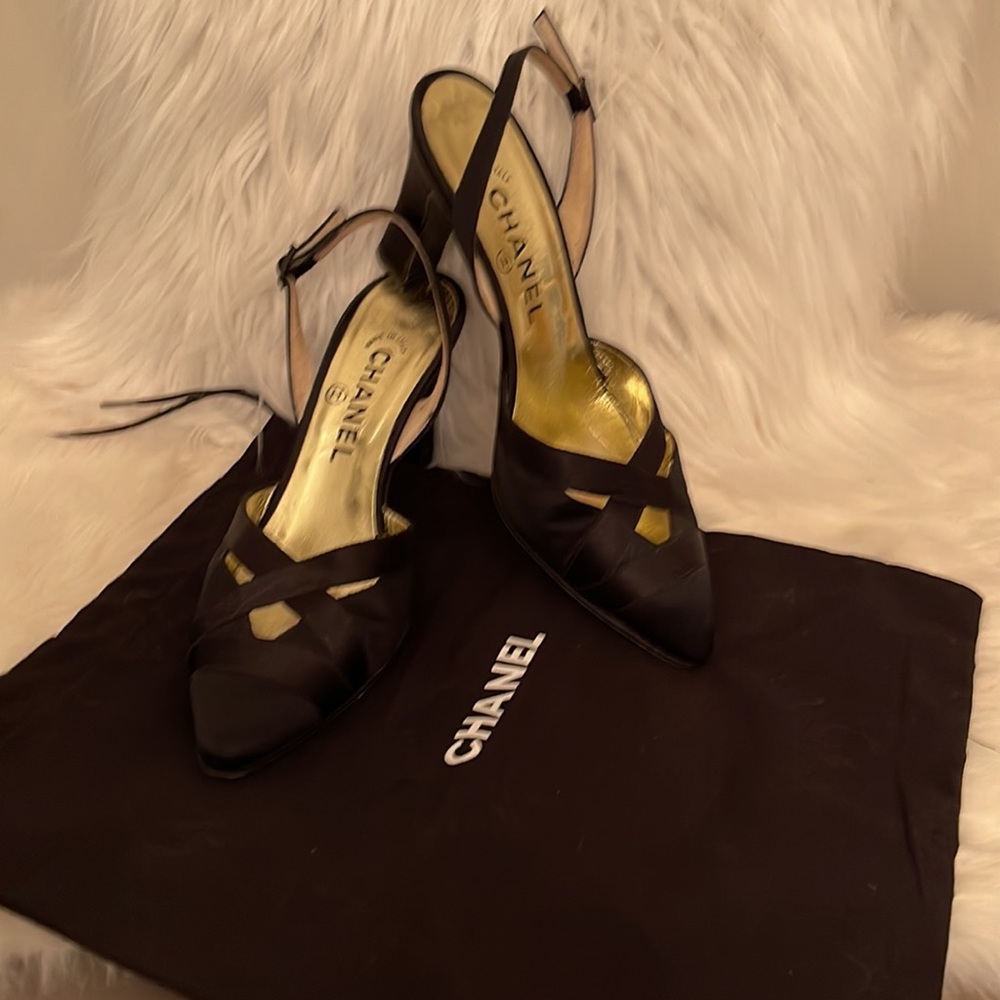Vintage Chanel Black Satin Slingbacks Heels Size 38 - Gem